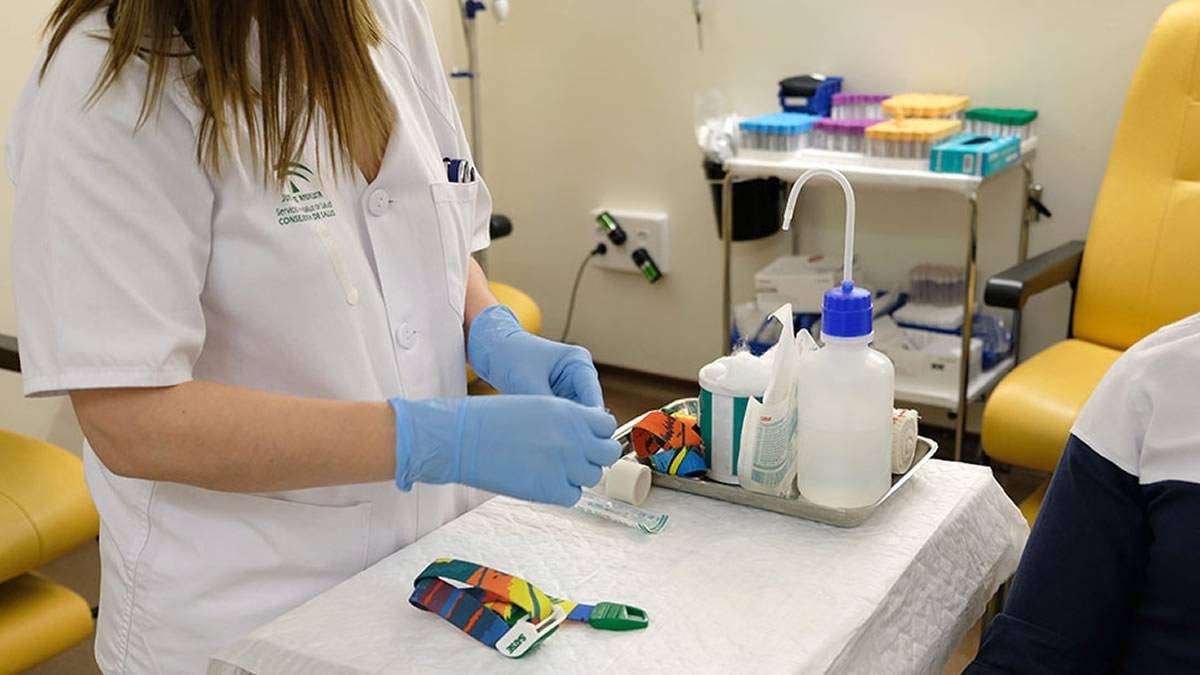 Andalucía ha aumentado "en más de 7.300 enfermeras fijas" la plantilla ...